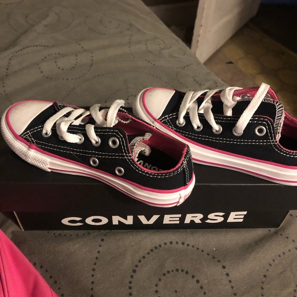 Converse | Shoes | Girls Low Top Chuck Taylor Sneakers | Poshmark